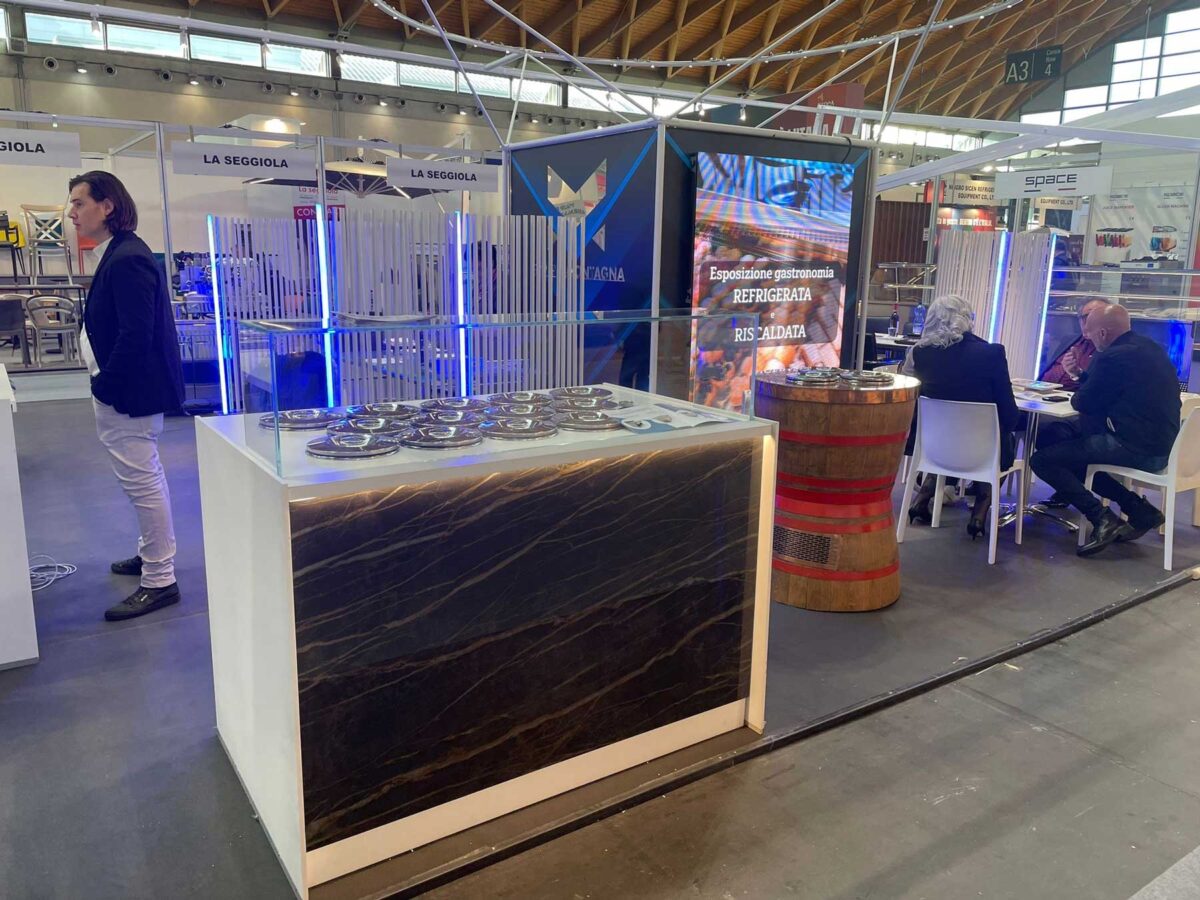 Novità arredo bar: le tendenze da Sigep 2024 - Modulo Inox